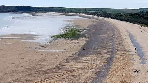 Tenby's 'famous pebble beach' | narberth-and-whitland-today.co.uk