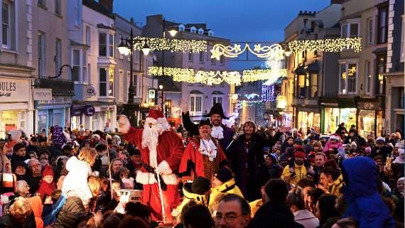 Crowds flock to Tenby's festive switch-on | narberth-and-whitland-today ...