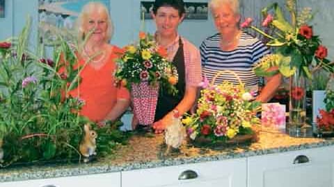 Food and flowers bring Probus ladies together | narberth-and-whitland ...