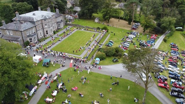 News to set tails wagging - countryside fun at Cresselly House ...