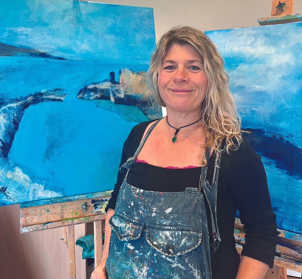 A first for artist Rosalyn Siân Evans | narberth-and-whitland-today.co.uk