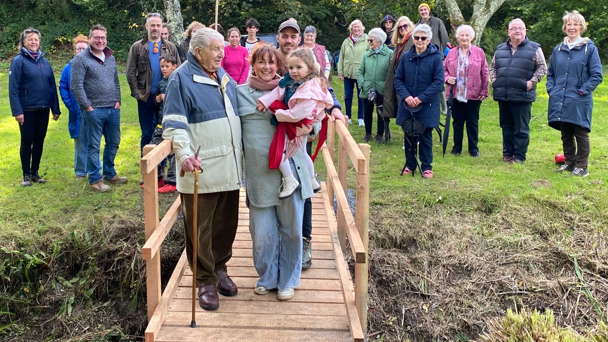 Community celebrates as Redberth Bridge reopens after restoration ...